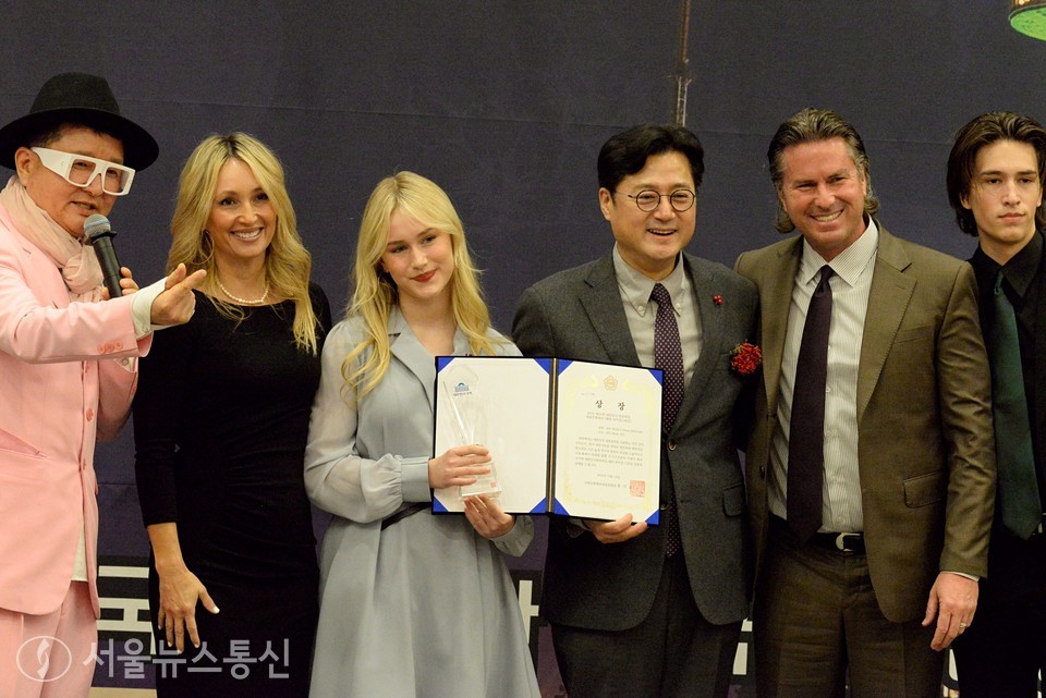 새리 매킨토시(Saree McIntosh), '2022한류대상' 해외 라이징스타상 수상[포토] - 서울뉴스통신