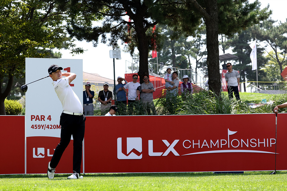 김비오 '와이어 투 와이어'우승 정조준, 'LX챔피언십' 3R 2타차 선두…이준석·장유빈(A) 챔피언조 - 서울뉴스통신