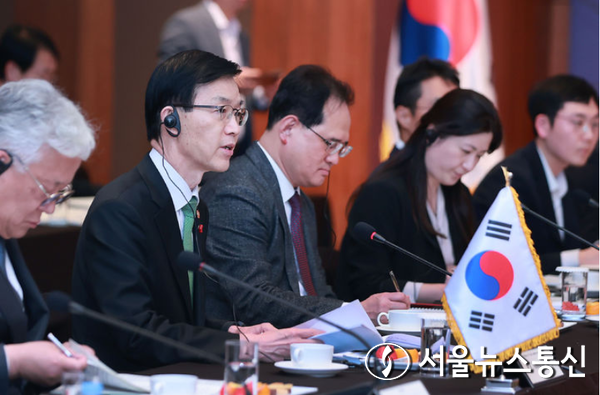 발언하는 방문규 산업부 장관 - Kollo