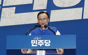 인사말하는 이해찬 상임공동선대위원장 - 서울뉴스통신